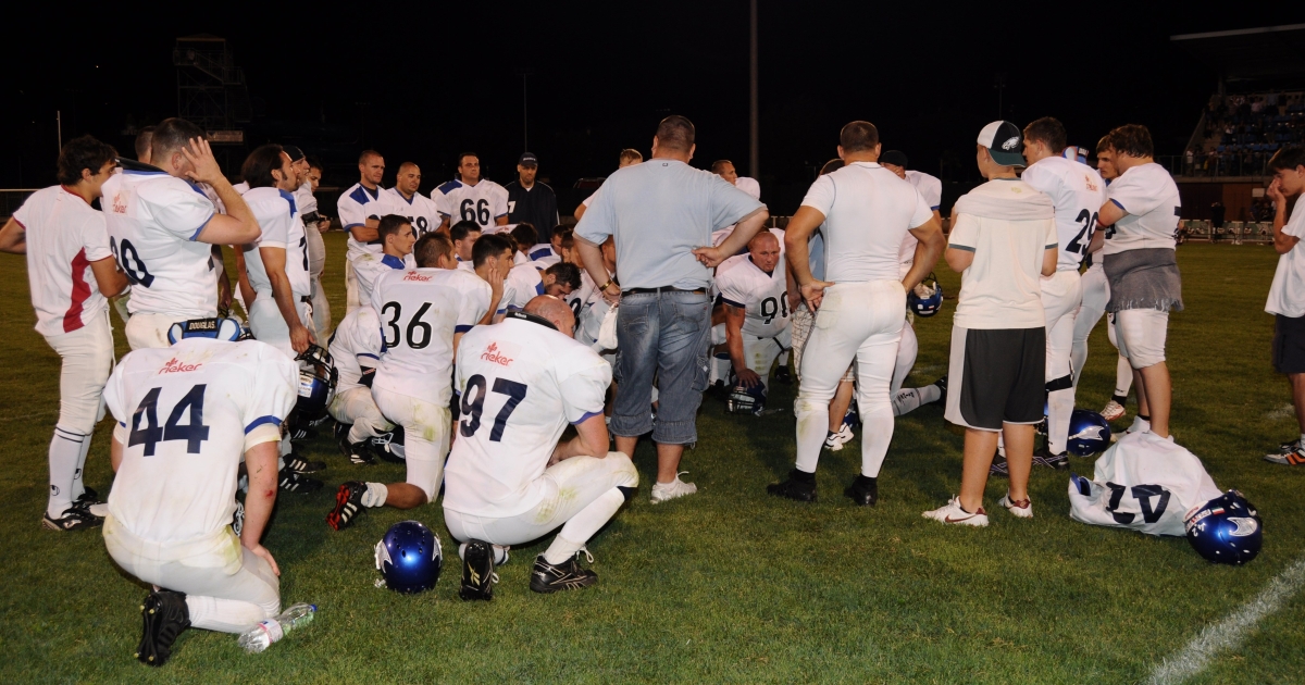 Boda Gábor csapatunk szakmai stábjának élén - SHARKS